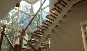 Steel Spine Stairs - AJD Bespoke Stairs in Ireland - Dublin , Kilkenny ...