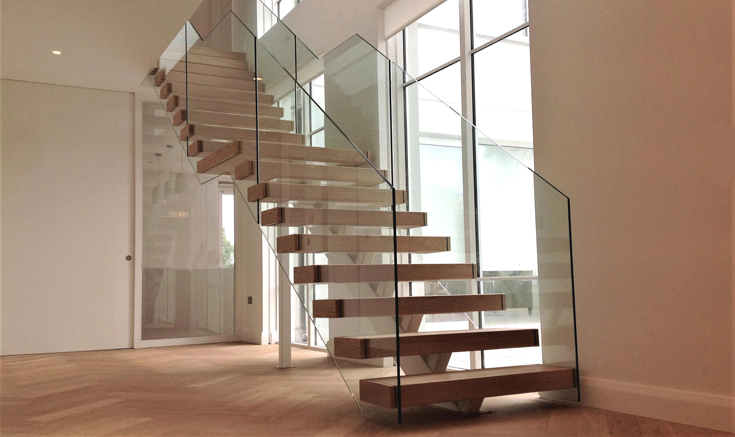 Steel Spine Stairs - AJD Bespoke Stairs in Ireland - Dublin , Kilkenny ...