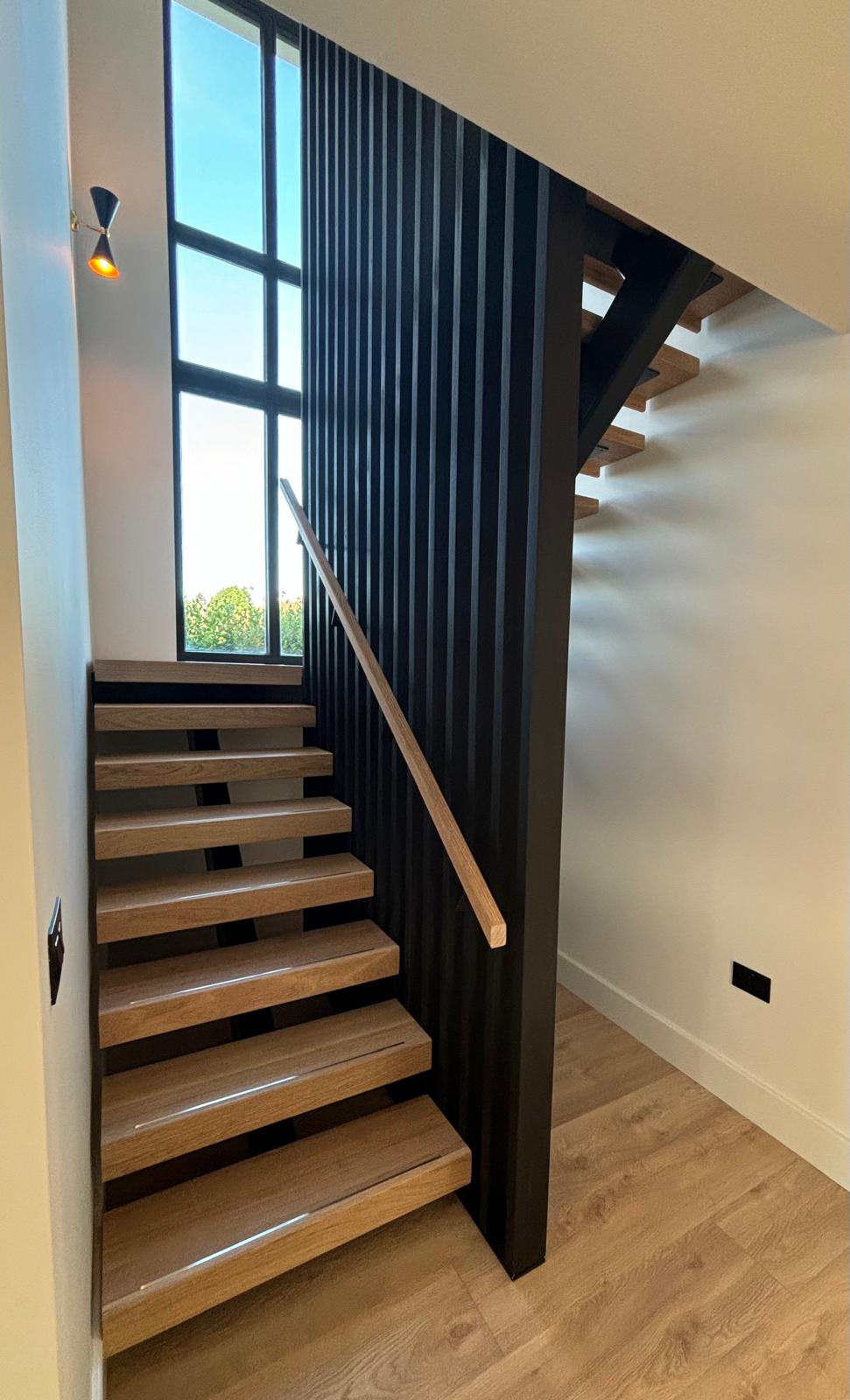 spine stairs - steel spine staircase - contemporary staircase - modern ...