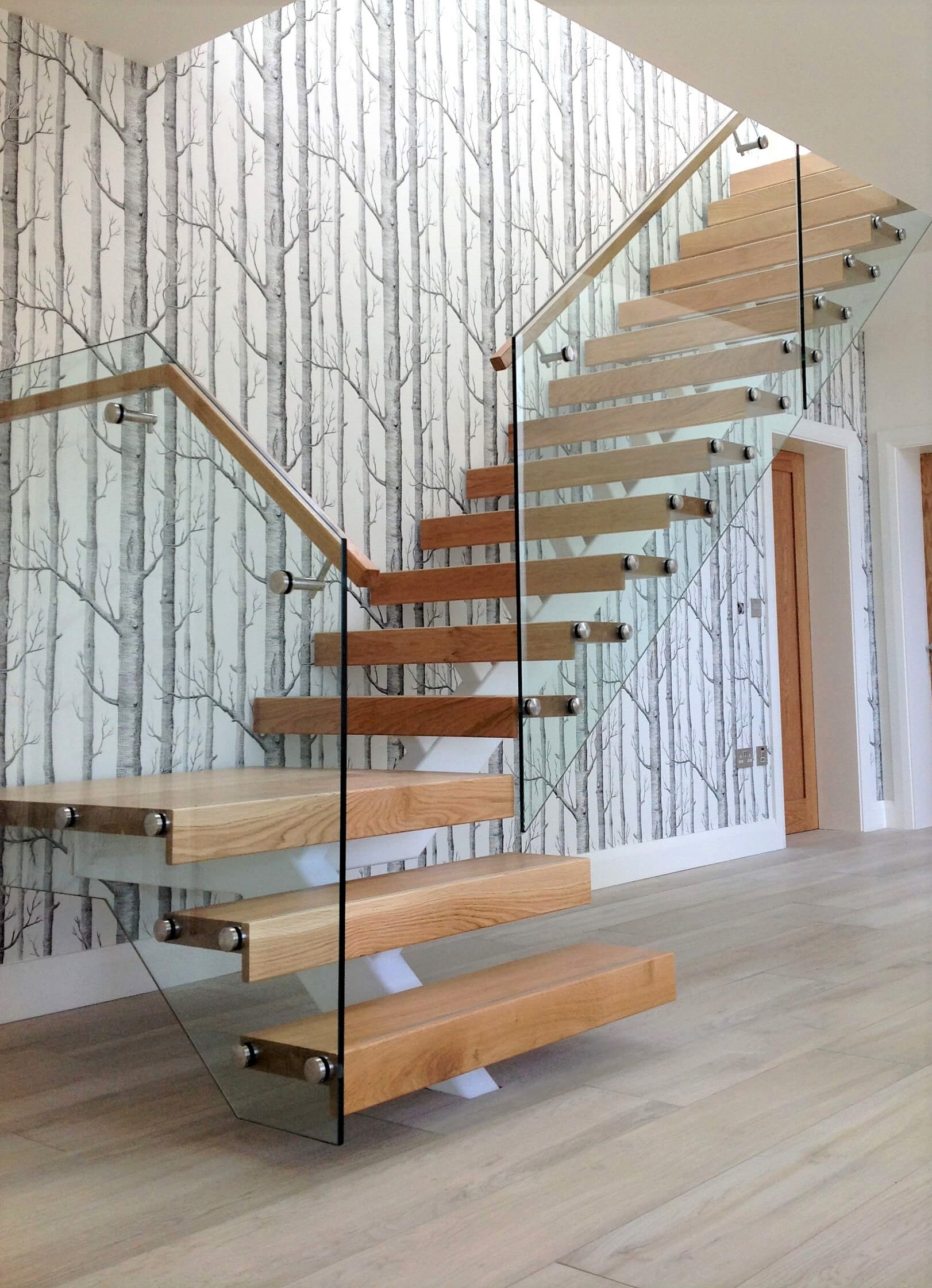Steel Spine Staircases Ireland | Custom Stair Design in Dublin, Cork ...